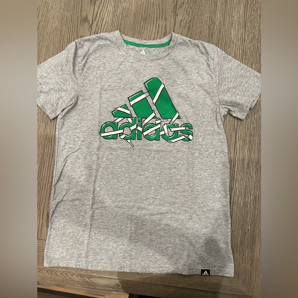adidas | Shirts & Tops | Adidas Boys Logo Tshirt Size Xl 82 | Poshmark